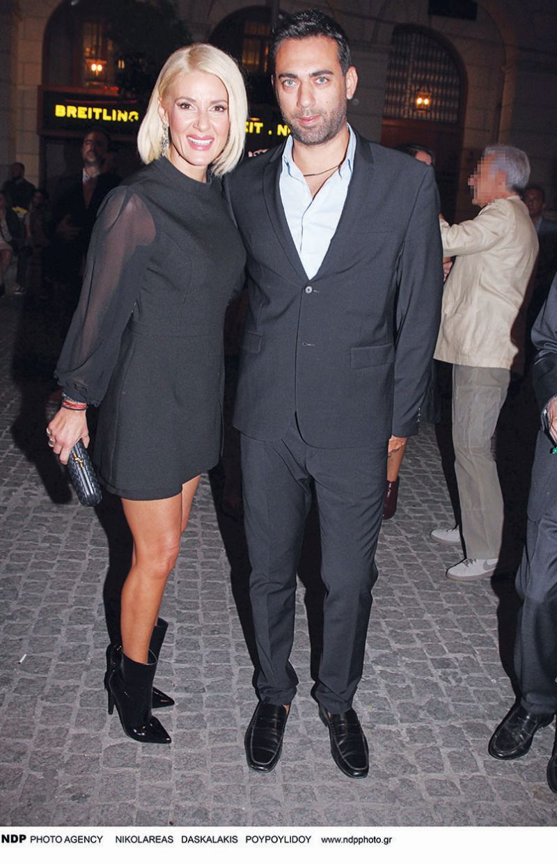 Όλοι οι διάσημοι και οι… single στην πρεμιέρα του «Ωνάση»