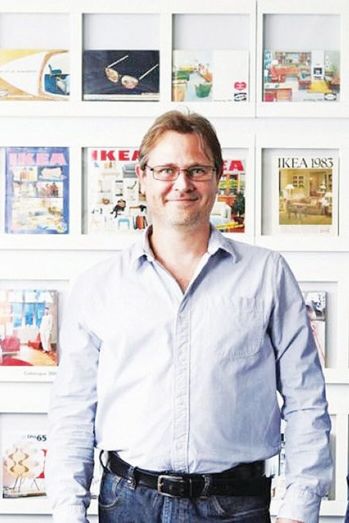 Η γλυκιά σχέση του Σουηδού billionaire «Mister Ikea» με την ...