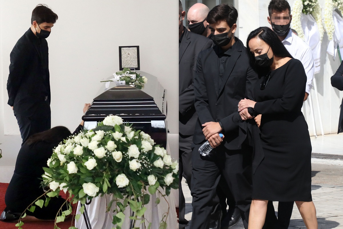 Συντετριμμένη η Βίκυ Σταμάτη στην κηδεία του Άκη Τσοχατζόπουλου