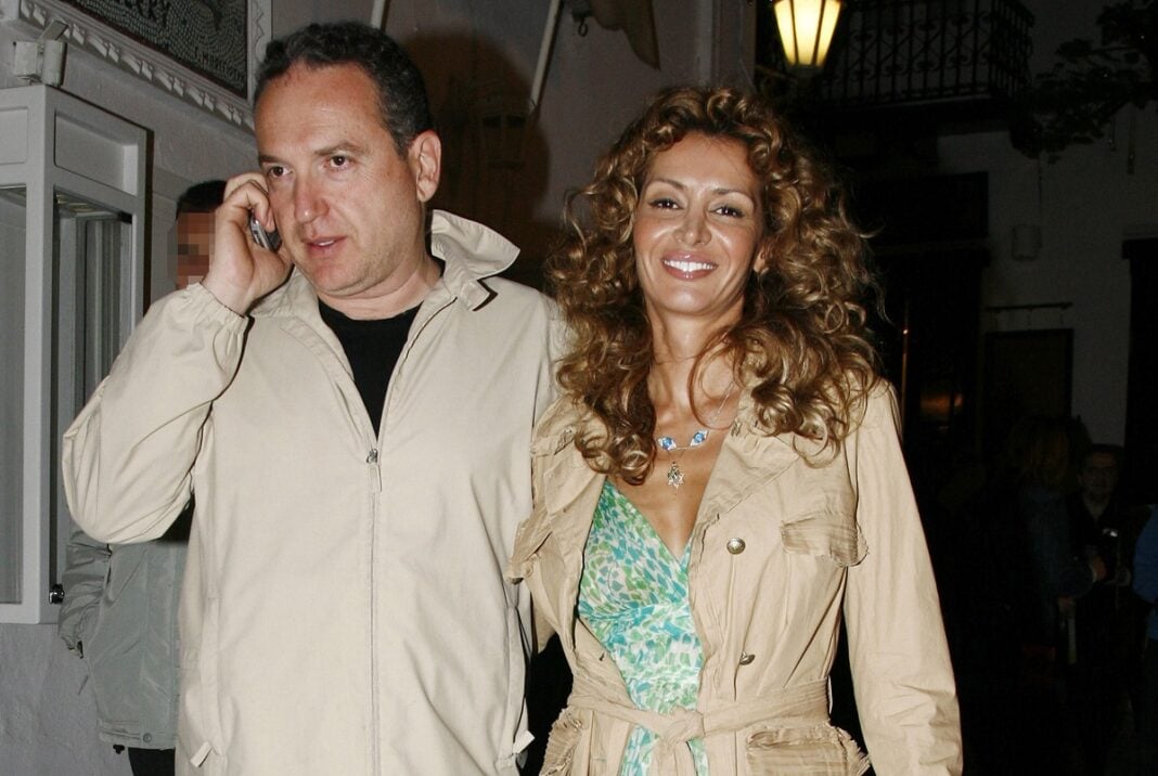 Η Μαρία Καλάβρια ζητά από τον πρώην άντρα της, επιχειρηματία Σάμι Φάις ...