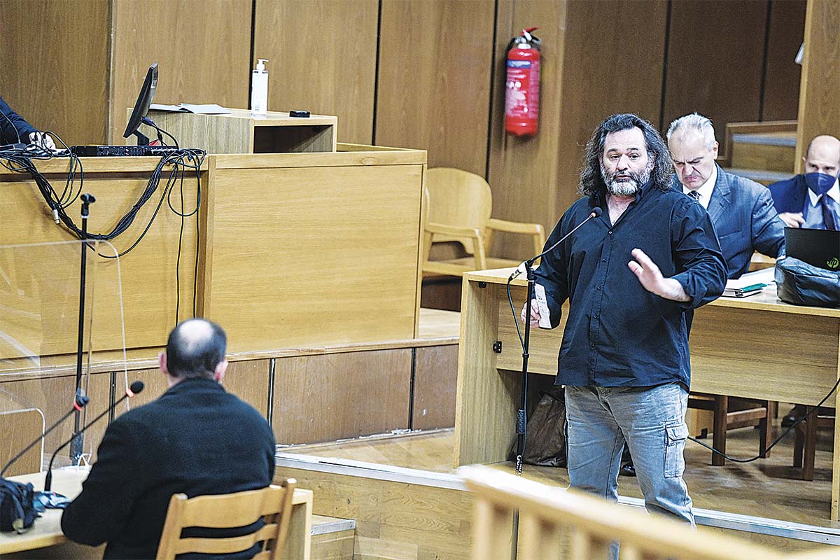 Γιάννης Λαγός: «Είστε ανάξιοι να δικάσετε, είστε ανθρωπάκια»