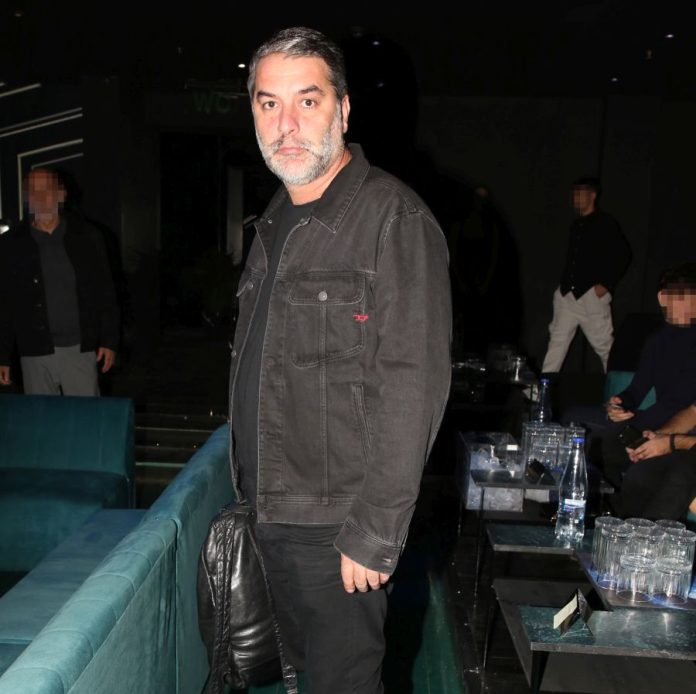 Ο Βασίλης Μπισμπίκης αποθέωσε την Δέσποινα Βανδή στην πρεμιέρα της