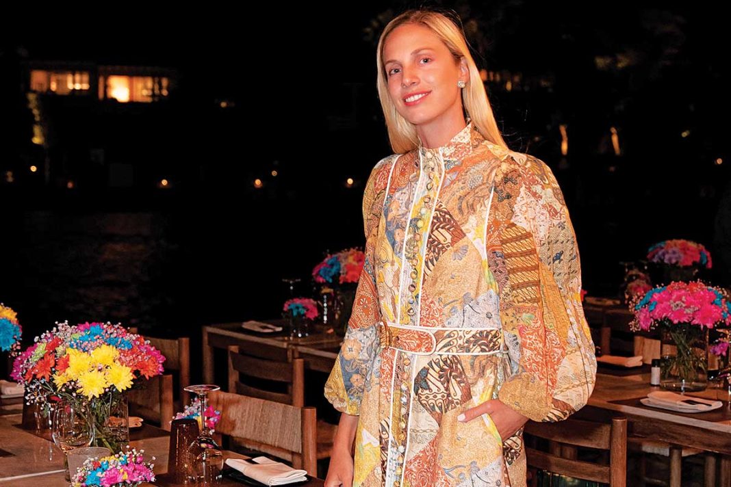 Η σύζυγος του Χάρη Βαφειά, η εικαστικός Έμιλυ παρουσίασε την καινούργια ...