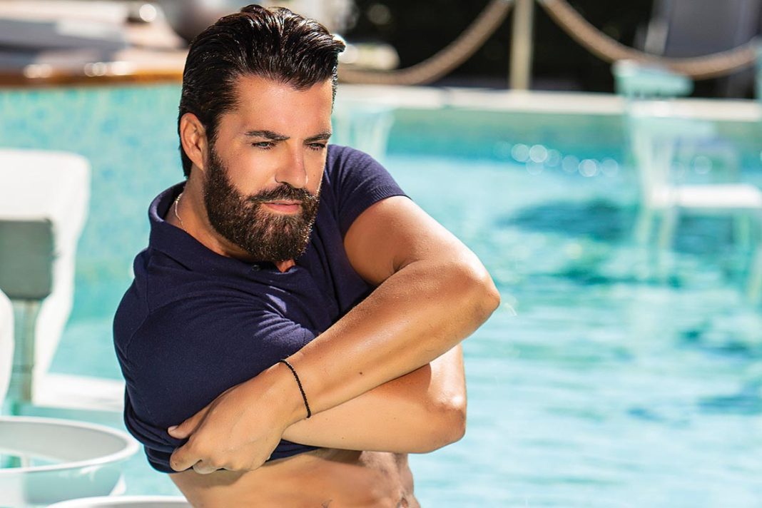 Νεκτάριος Κυρκόπουλος: «Στις διακοπές μου απολαμβάνω να είμαι μόνος ...